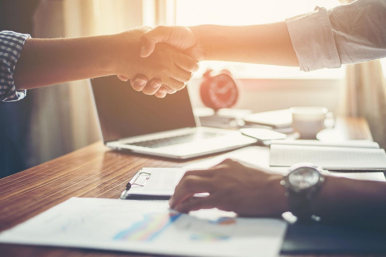 Mejore el servicio al cliente a través de nuestro Genesys AltoCloud